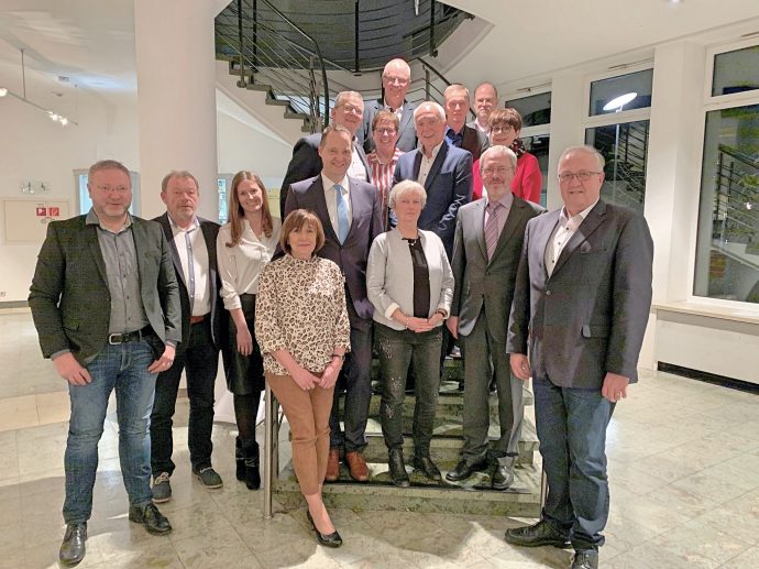 Stadt Olpe ehrte Ruheständler und Jubilare - Panneklöpper.de ...